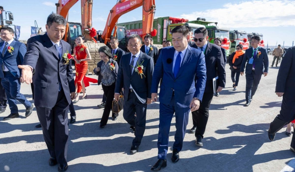 Нүүрсний экспортыг 165 сая тоннд хүргэх төмөр замын хил холболтын ажлыг эхлүүллээ